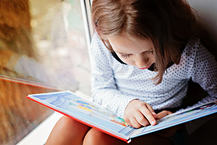 What Age Should A Child Read Steps To Help Your Child Read Reading Eggs What Age Should A Child Read Steps To Help Your Child Read Reading Eggs